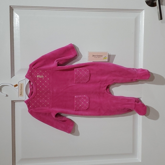 Juicy Couture | One Pieces | Nwt Juicy Couture Baby Velour Jumpsuit ...